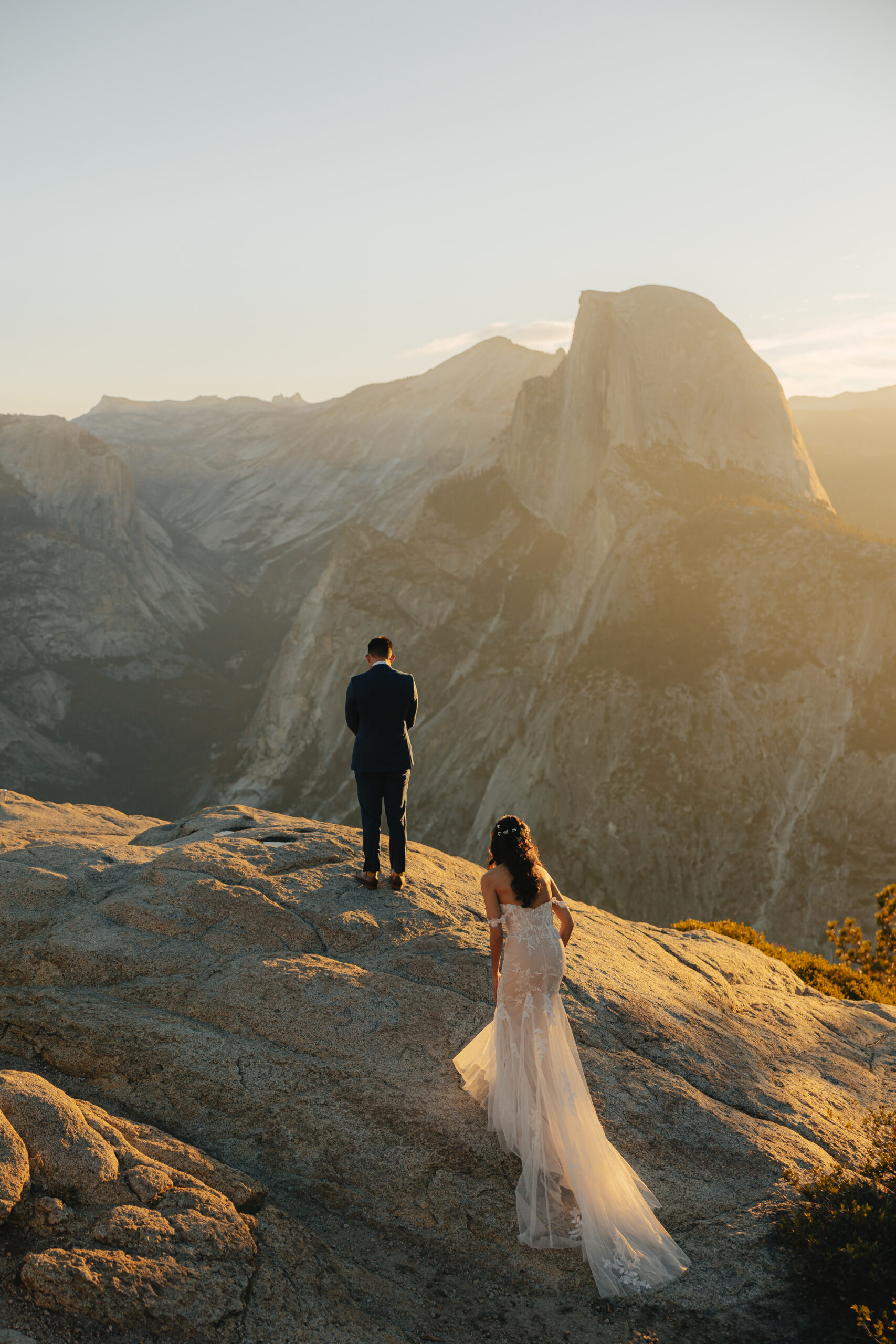 Romantic Yosemite Wedding Weekend to Remember - jessielynphotography.com