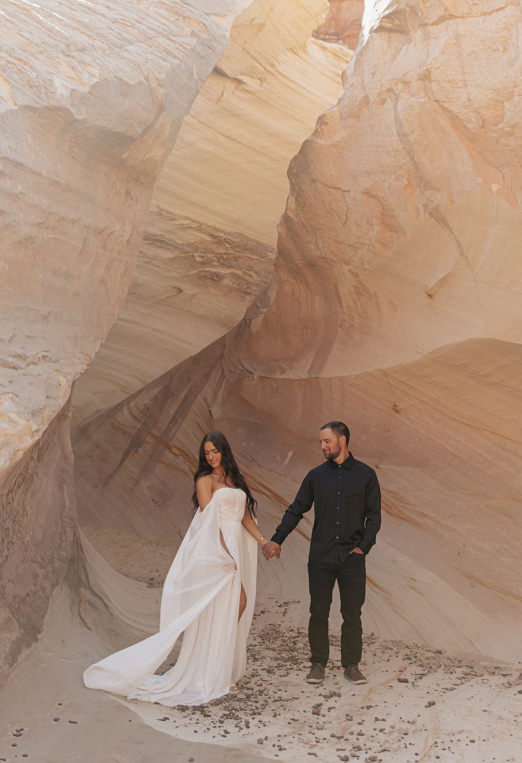 Desert of Utah Elopement at Sunrise - jessielynphotography.com