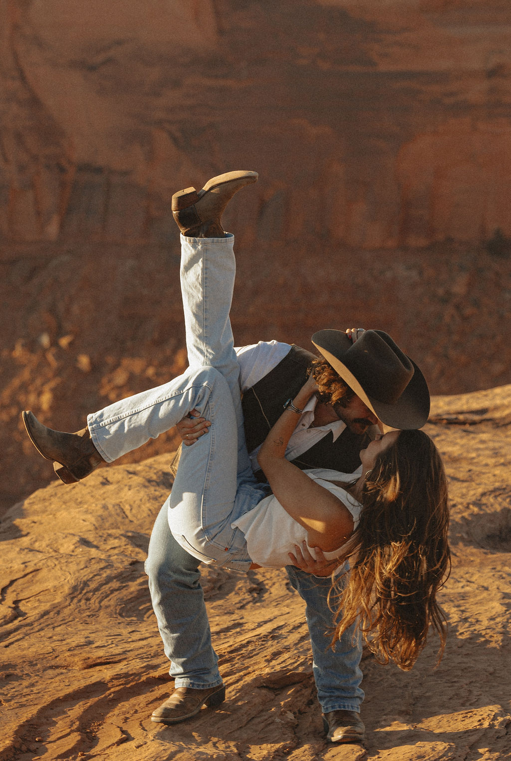 Western Cowboy Desert Adventure - jessielynphotography.com